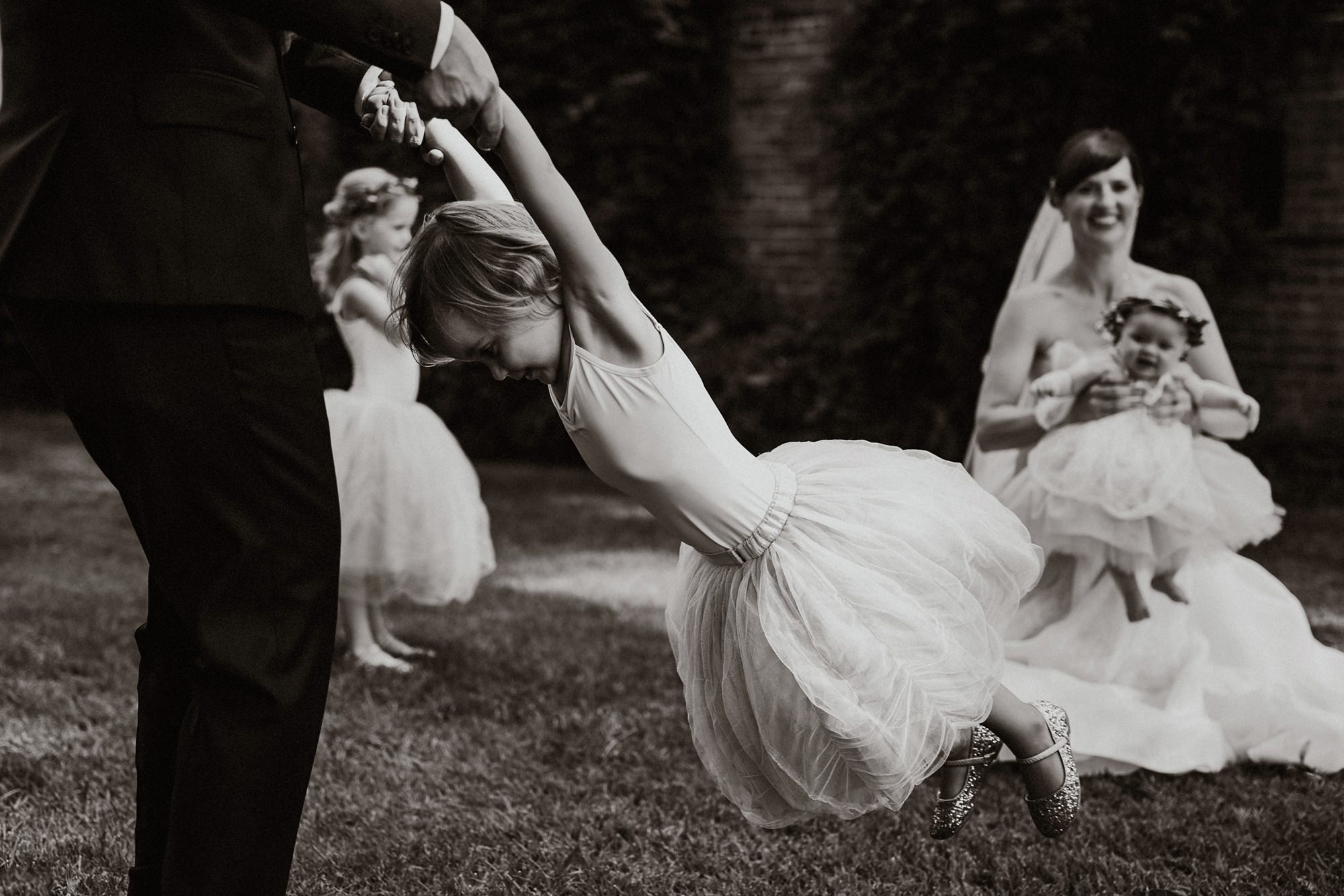 Paramour Estate Mansion Wedding Photos | Onnalee + Paul